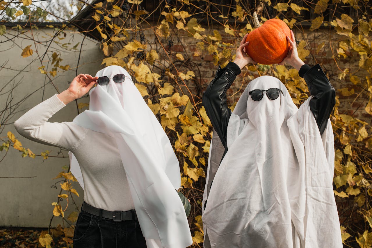 Iconic Halloween Costumes for Women Who Love Fashion 2024